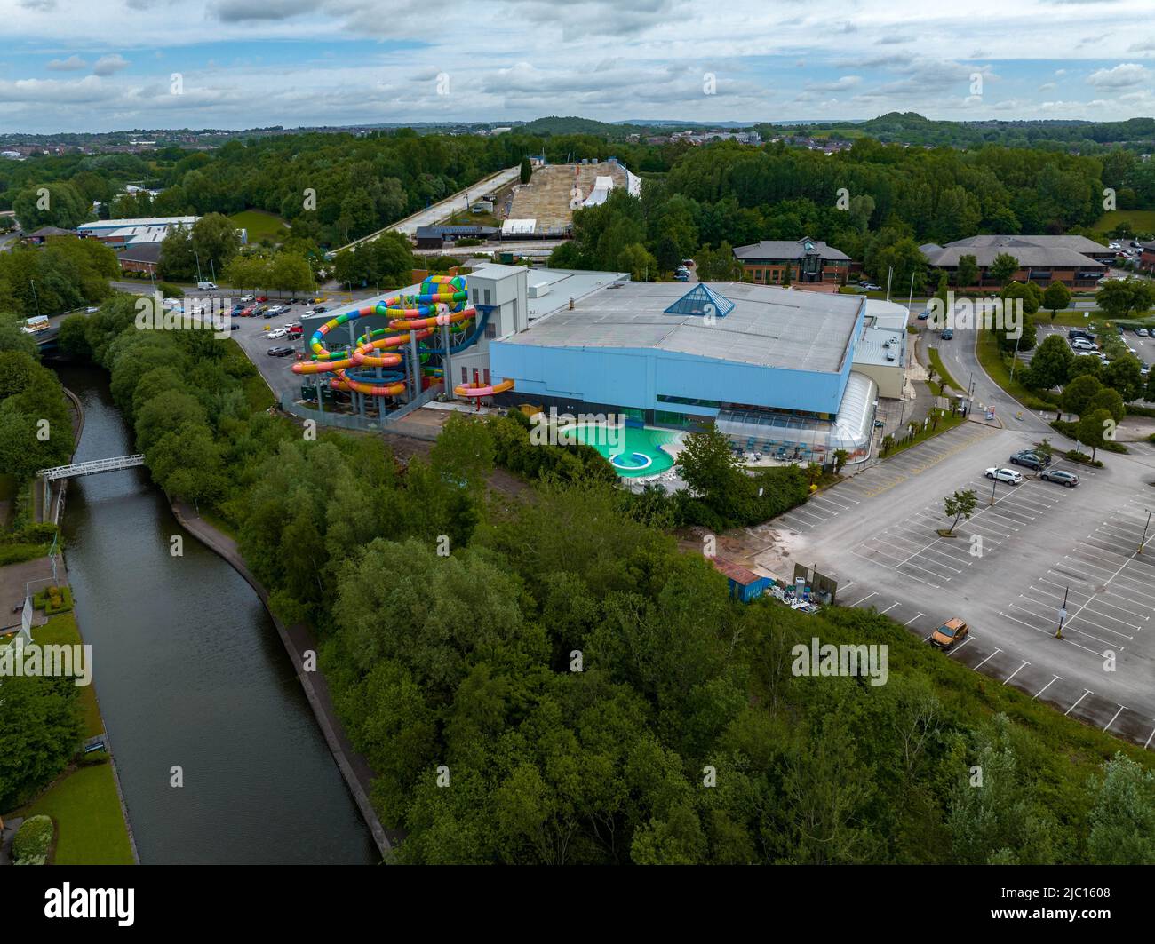 Waterworld closed empty car park aerial hi-res stock photography and ...