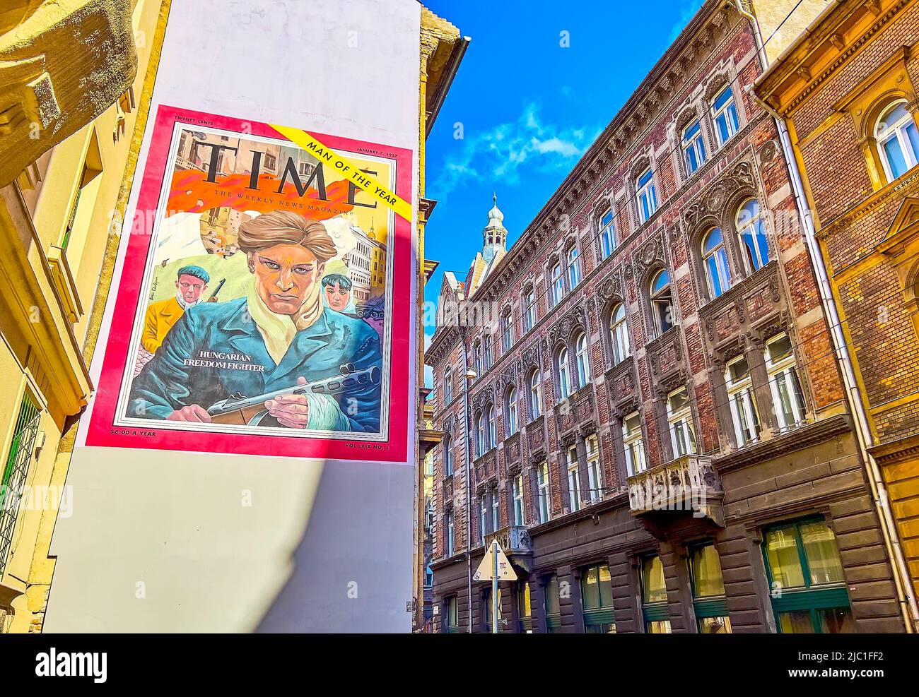 Budapest ghetto hi-res stock photography and images - Alamy