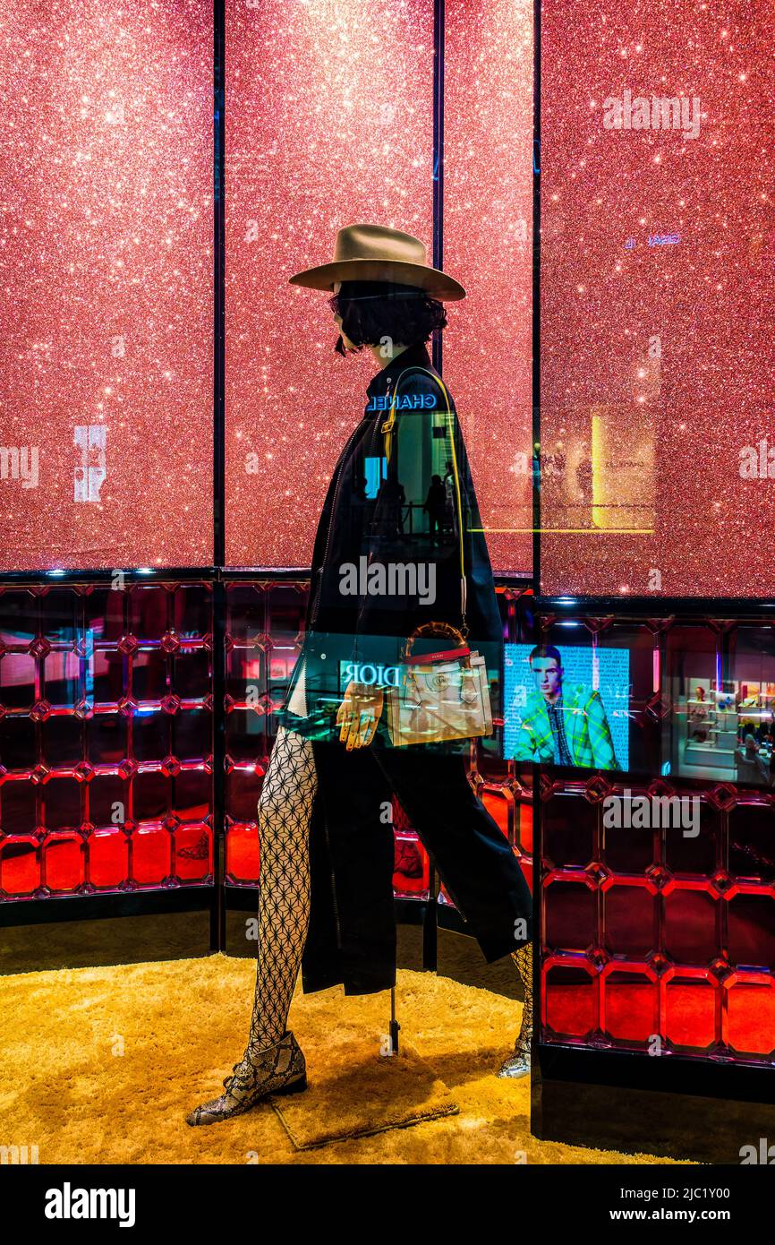 Window display of latest fashion in the Shoppes at Marina Bay Sands ...