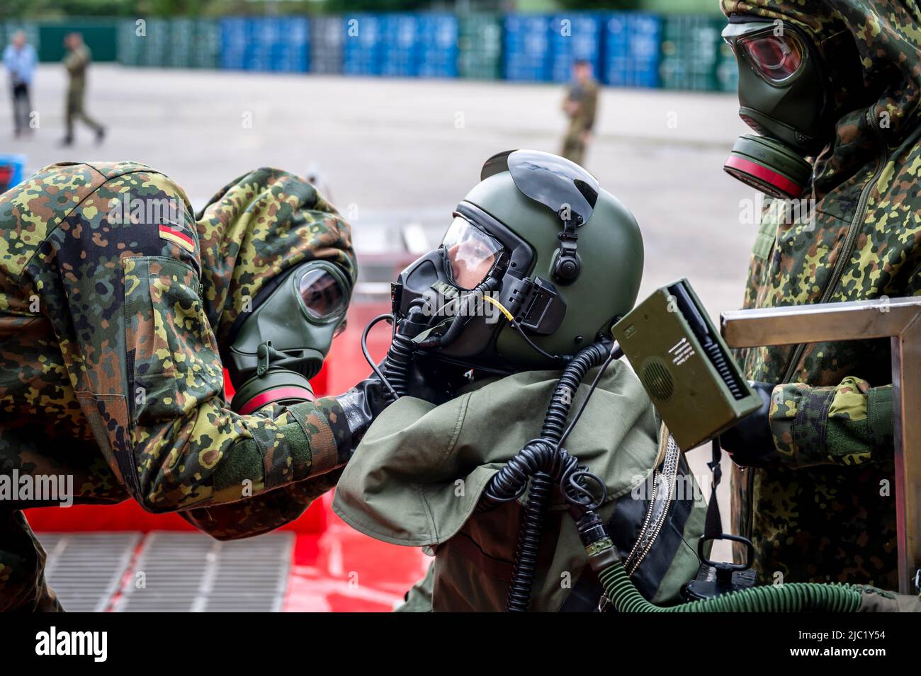 Schortens, Germany. 09th June, 2022. Soldiers take part in an NBC ...