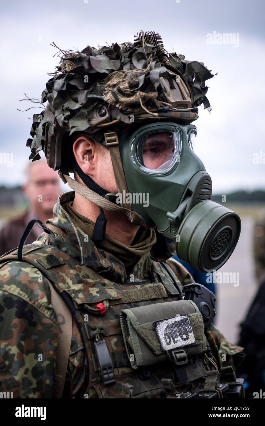 Schortens, Germany. 09th June, 2022. Soldiers take part in an NBC ...