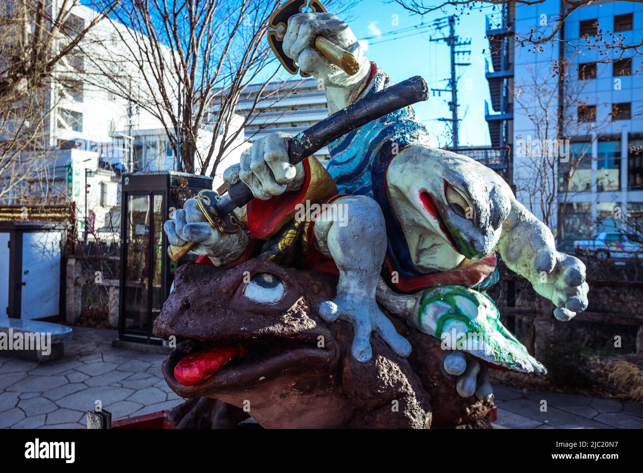 Sculpture of Frogs fighting near the entrance to Nawate dori in ...