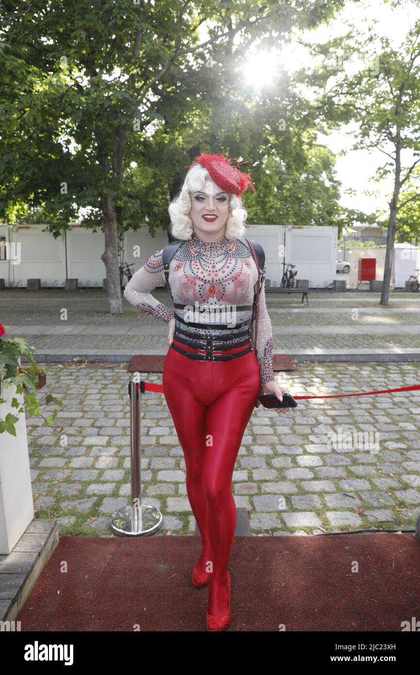 Sheila Wolf beim Jubiläumsfest 30 Jahre Bar jeder Vernunft / 20 Jahre ...