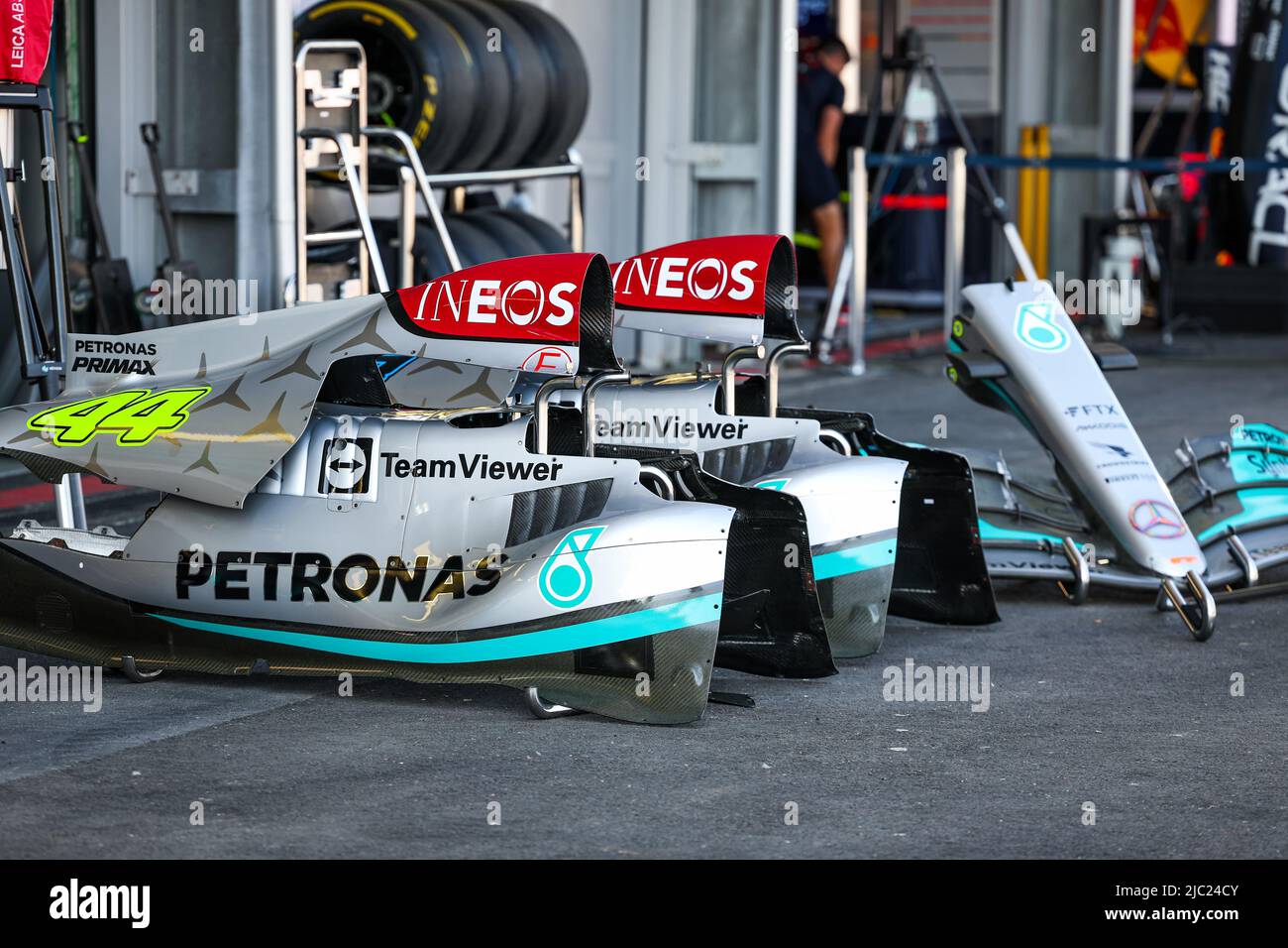 Mercedes AMG F1 Team W13, mechanical detail of engine covers and ...