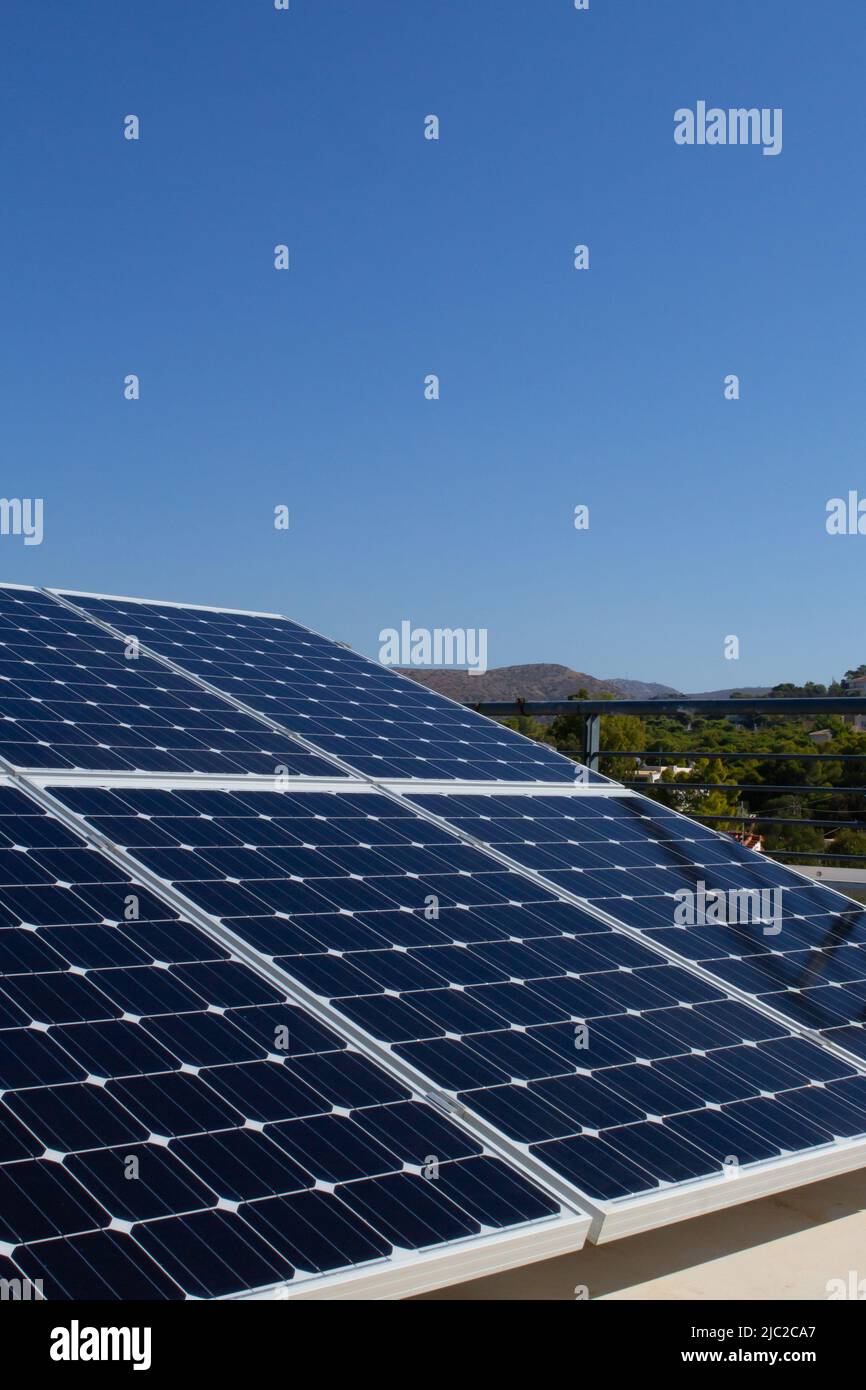 Solar panel rooftop hi-res stock photography and images - Alamy
