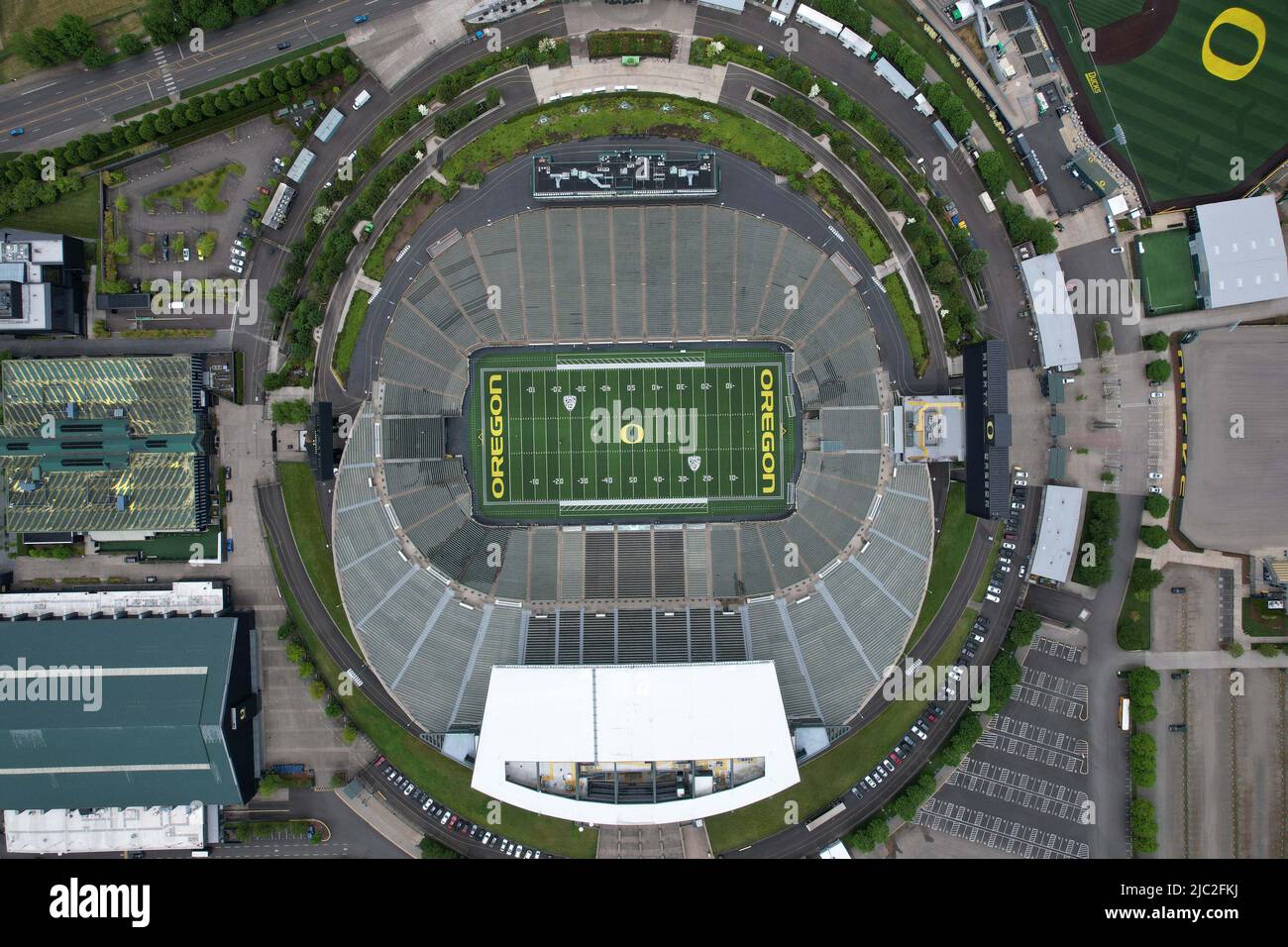 A general overall aerial view of Autzen Stadium, the home of the Oregon ...