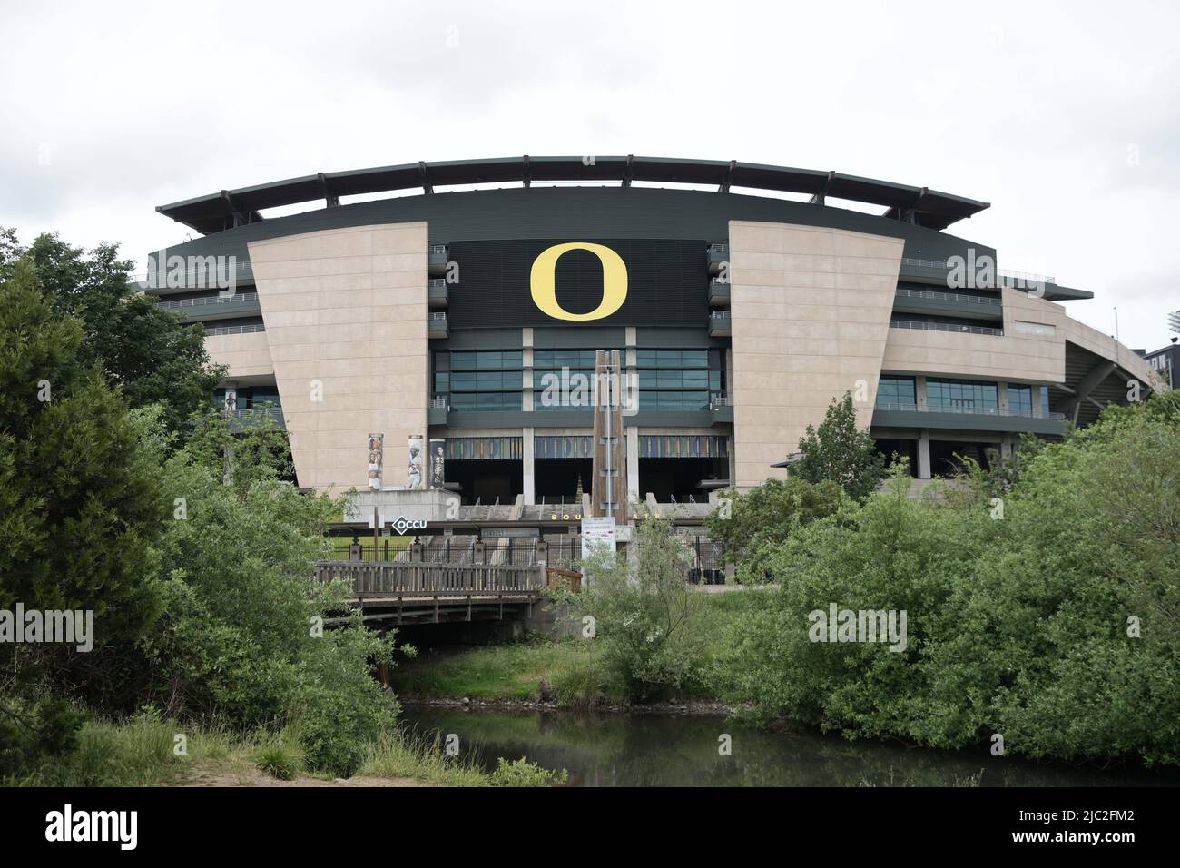 A general overall view of Autzen Stadium, the home of the Oregon Ducks ...