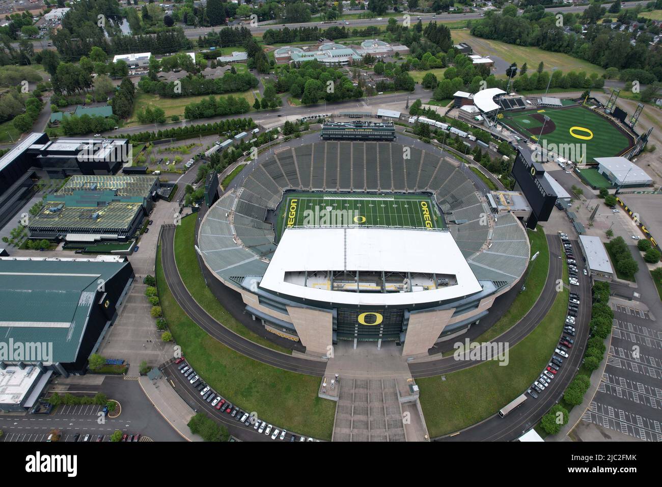 A general overall aerial view of Autzen Stadium, the home of the Oregon ...