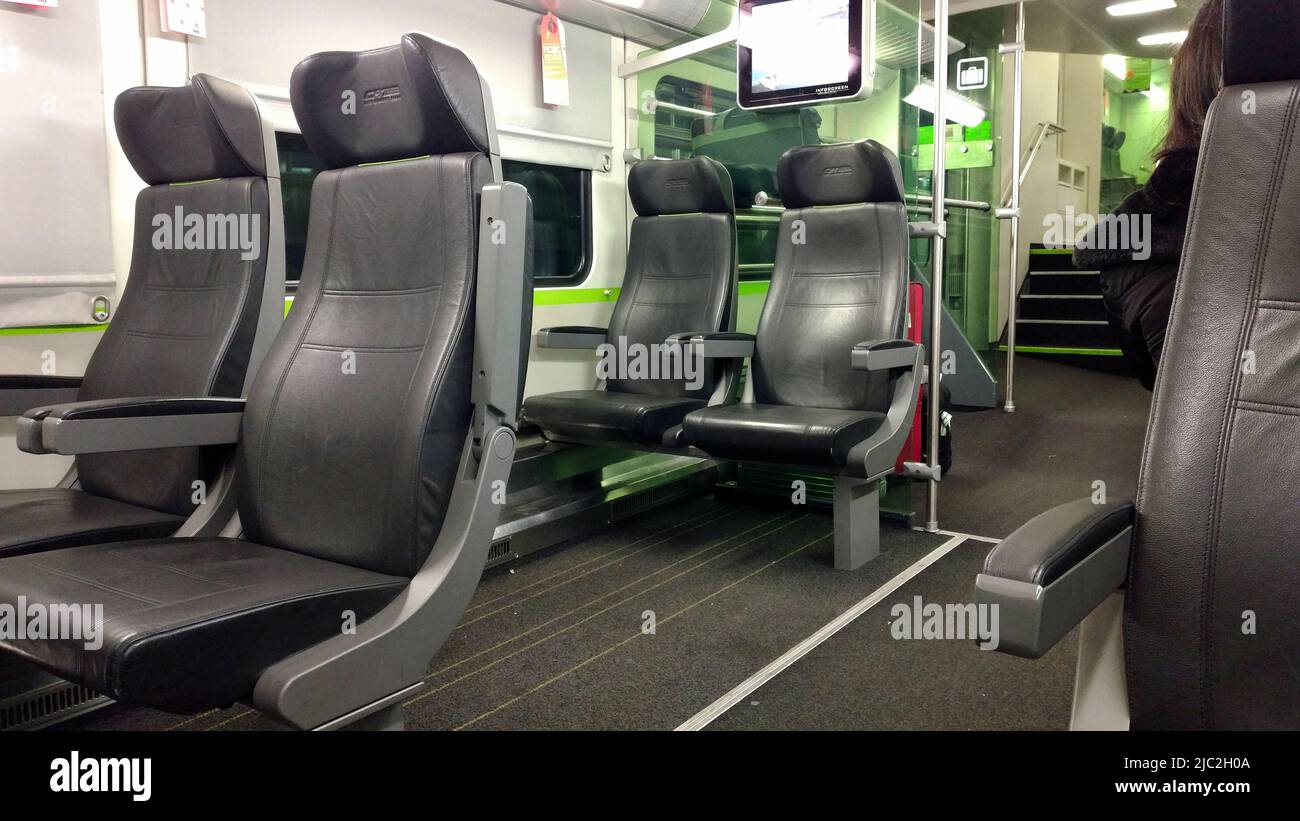 Cat city airport train hi-res stock photography and images - Alamy