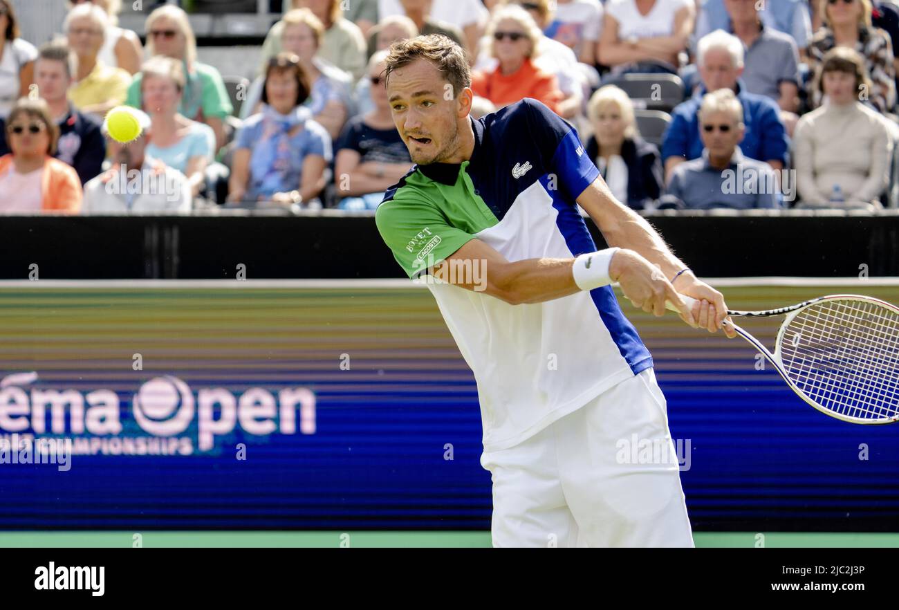 ROSMALEN - Tennis player Daniil Medvedev (Russia) in action against ...
