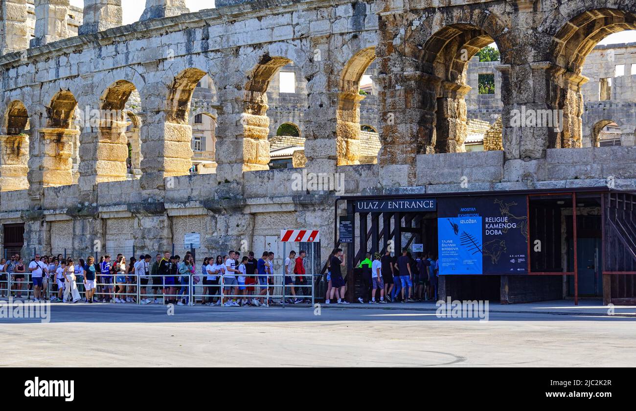 The spectacular Roman Amphitheatre at Pula, Istria, Croatia Stock Photo ...