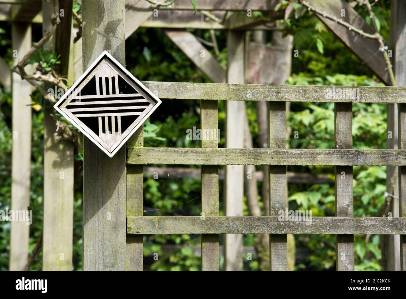 Insects housing hi-res stock photography and images - Alamy