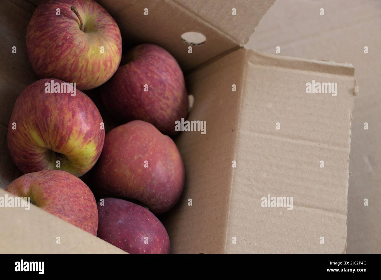 Cardboard box six red hi-res stock photography and images - Alamy