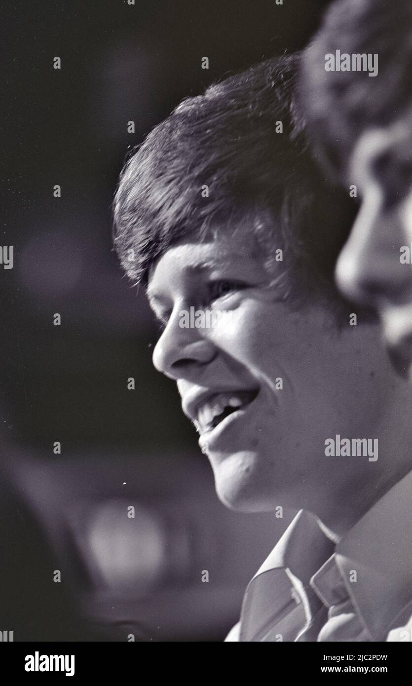 Hermans hermits band hi-res stock photography and images - Alamy