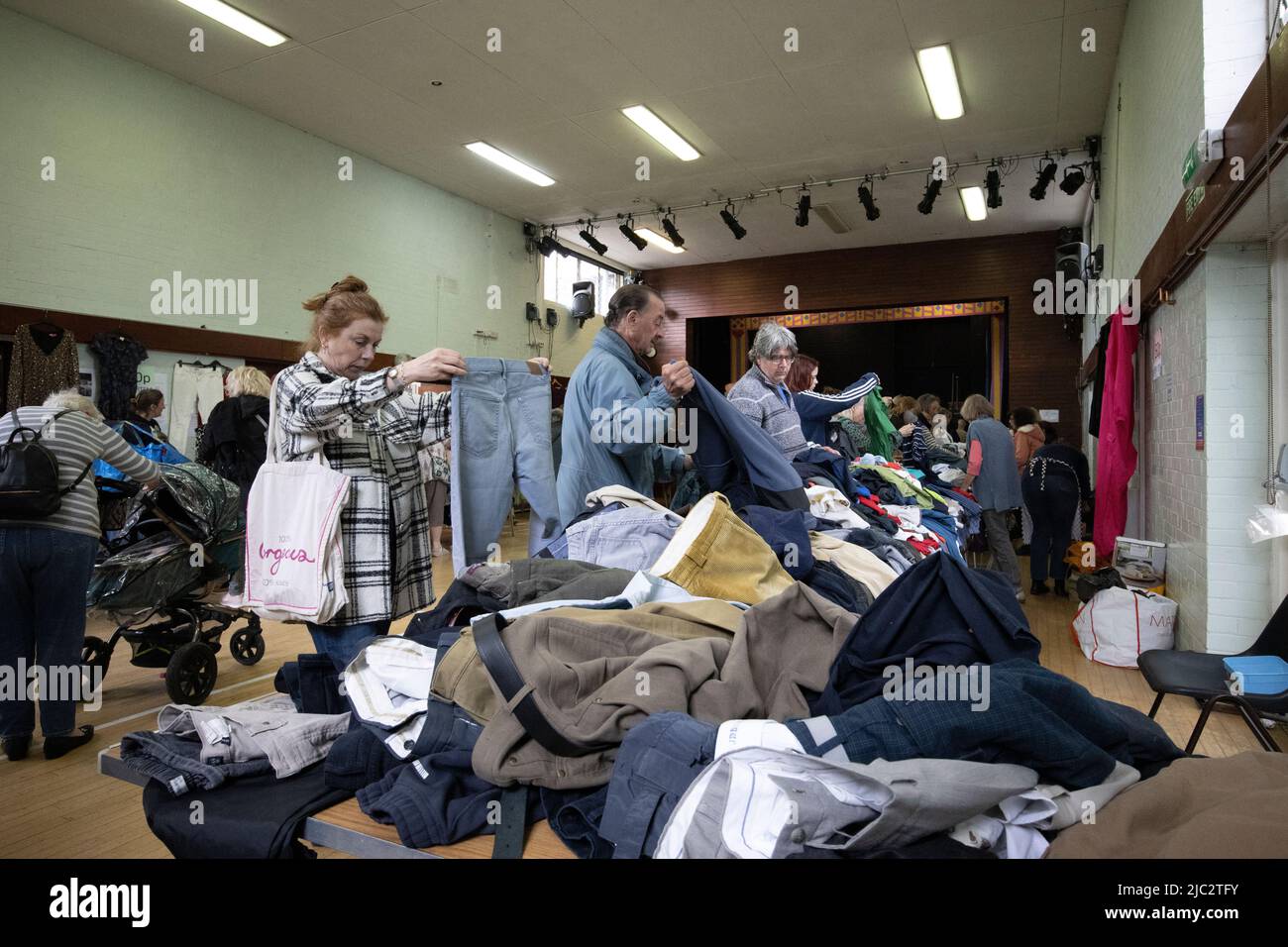 Jumble sale uk hi-res stock photography and images - Alamy