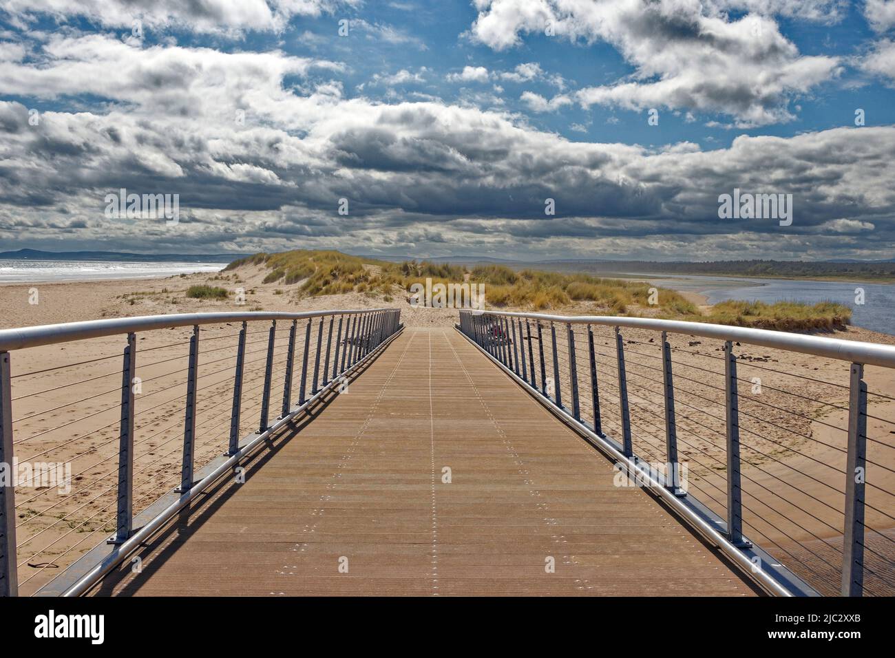 LOSSIEMOUTH MORAY SCOTLAND A NEW BRIDGE OVER THE RIVER LOSSIE ONTO EAST ...