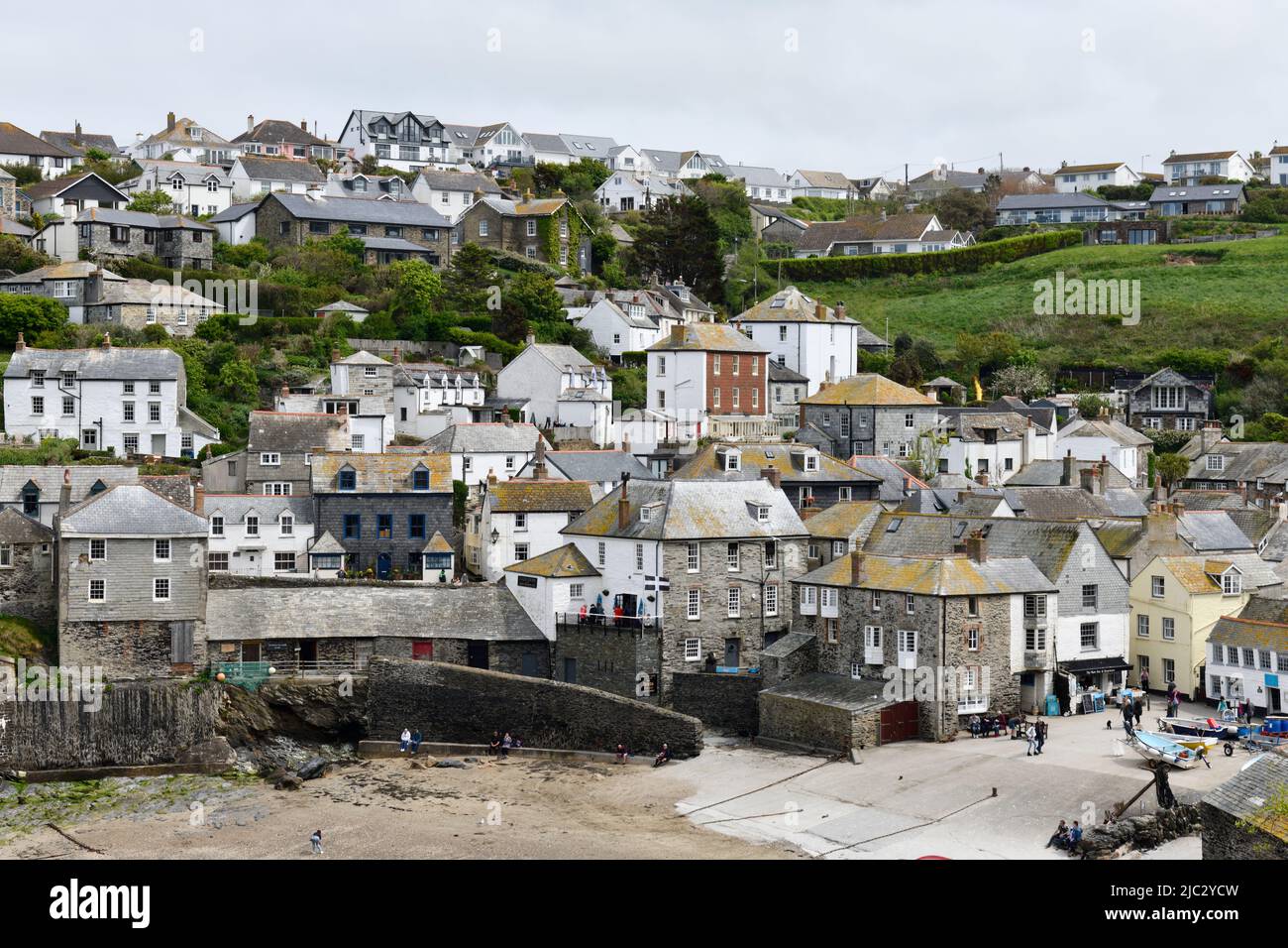 Cornwall village people school hi-res stock photography and images - Alamy