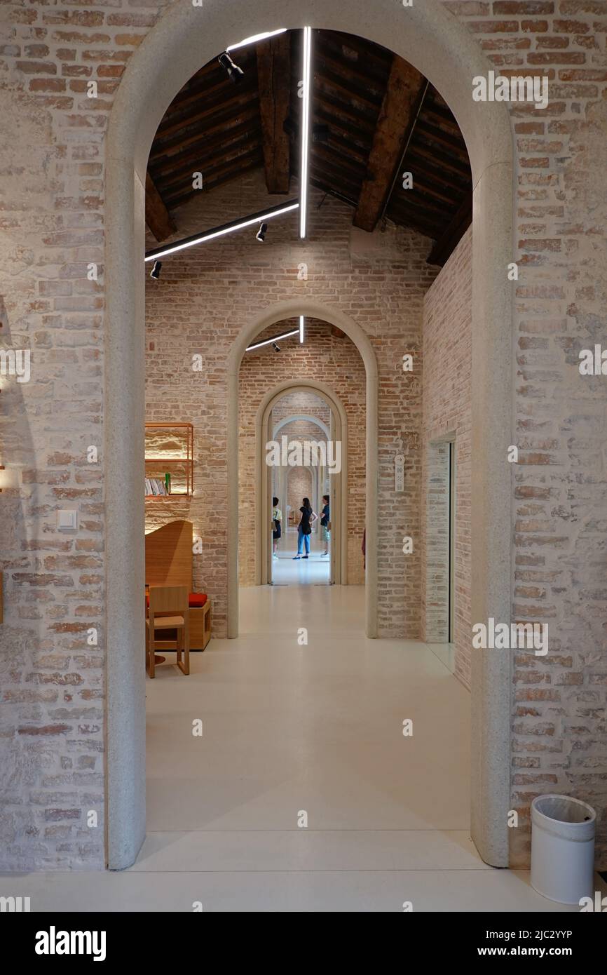 Venedig, Markusplatz, Alte Prokuratien, neue Innengestaltung von Sir ...