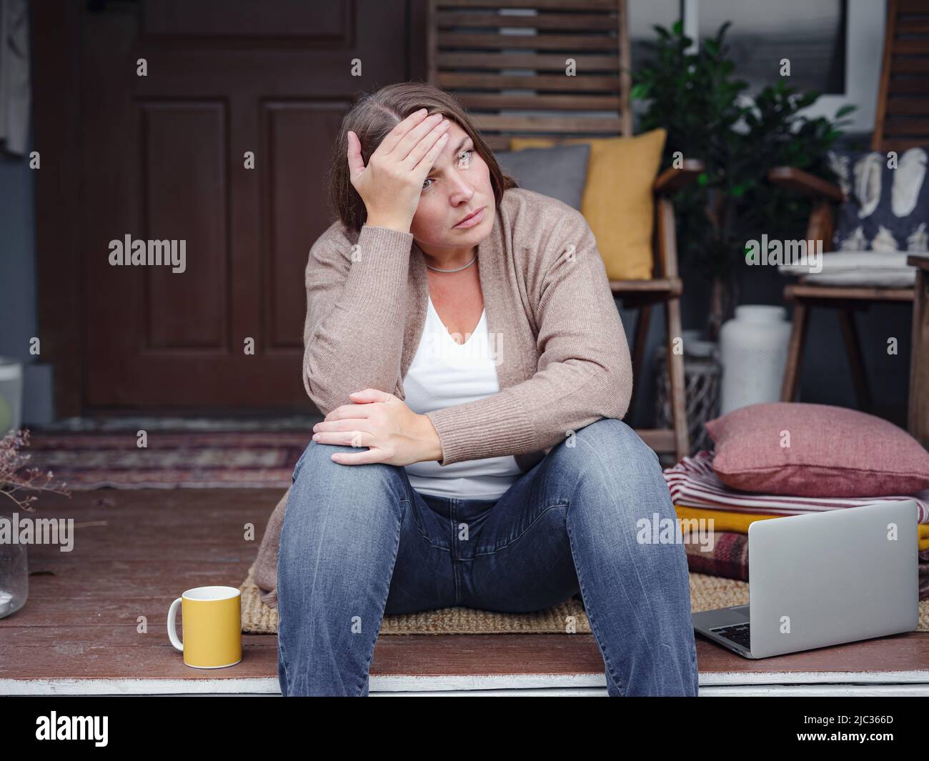 Losing the signal hi-res stock photography and images - Alamy