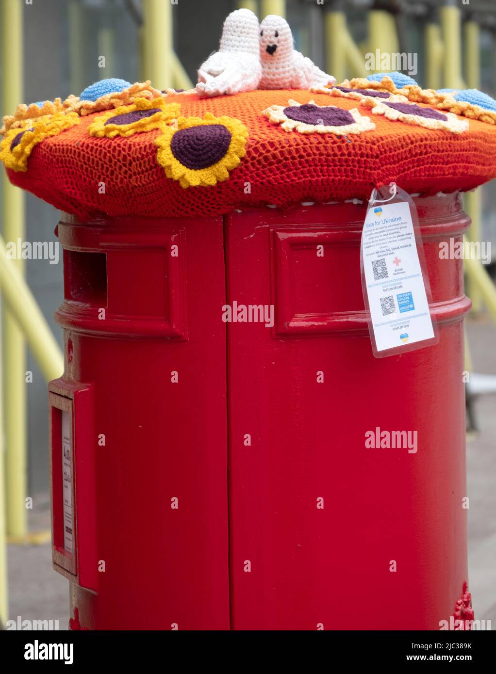 red letter box in pretty town of Berkhamstead near London Stock Photo ...