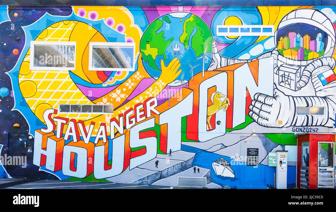 Space street art hi-res stock photography and images - Alamy