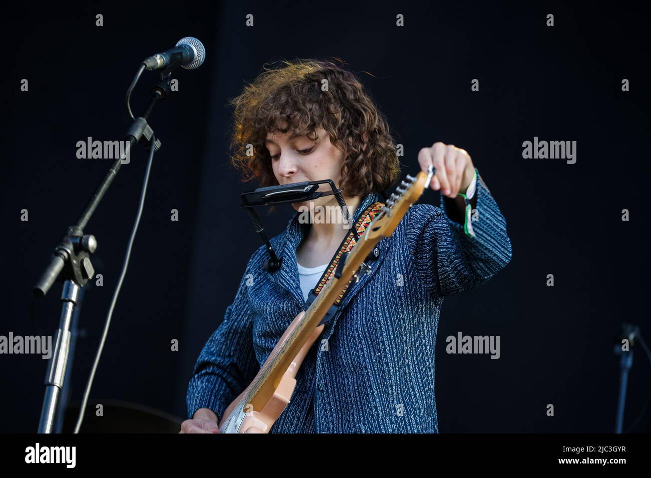 Australian indie rock singer-songwriter, Stella Donnelly, performs ...