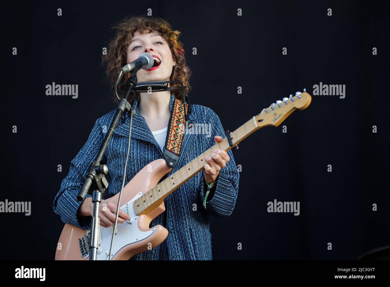 Australian indie rock singer hi-res stock photography and images - Alamy