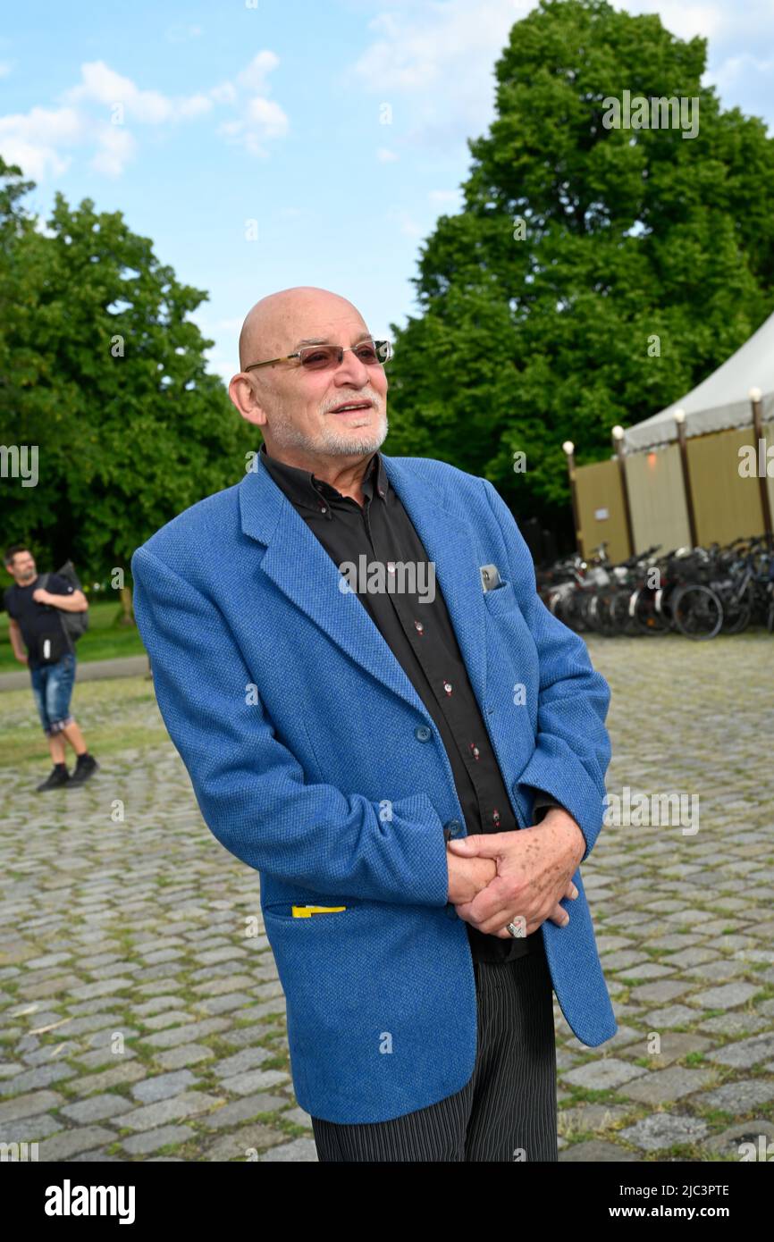 Klaus Mabel Aschenneller beim Jubiläumsfest 30 Jahre Bar jeder Vernunft ...