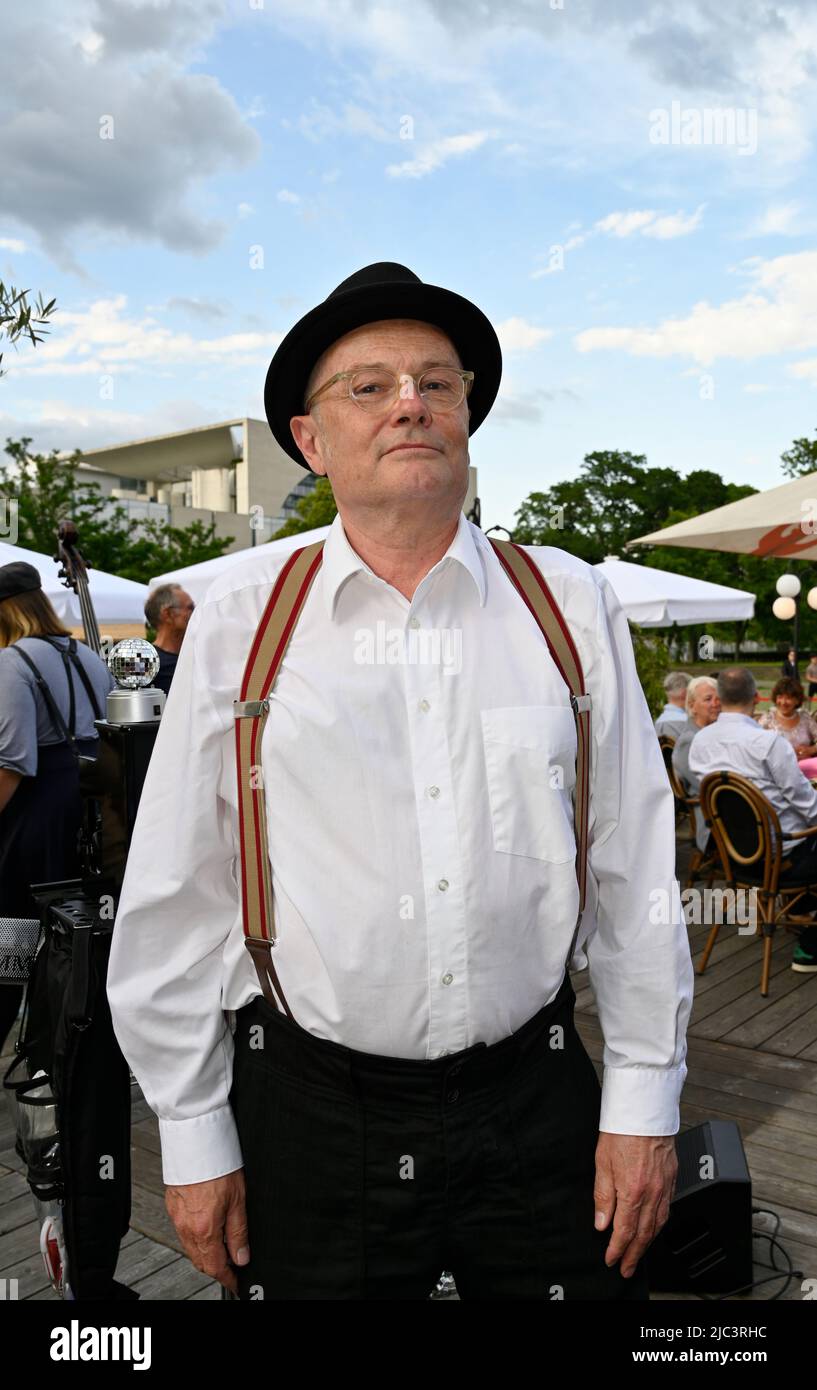 Thomas Pigor beim Jubiläumsfest 30 Jahre Bar jeder Vernunft / 20 Jahre ...