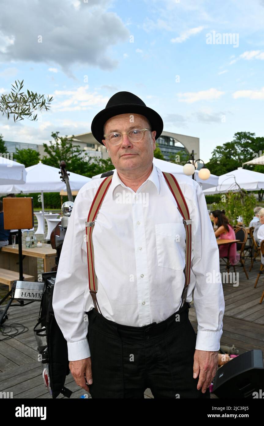 Thomas Pigor beim Jubiläumsfest 30 Jahre Bar jeder Vernunft / 20 Jahre ...