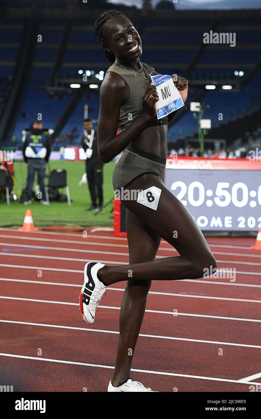 Record olimpico hi-res stock photography and images - Alamy