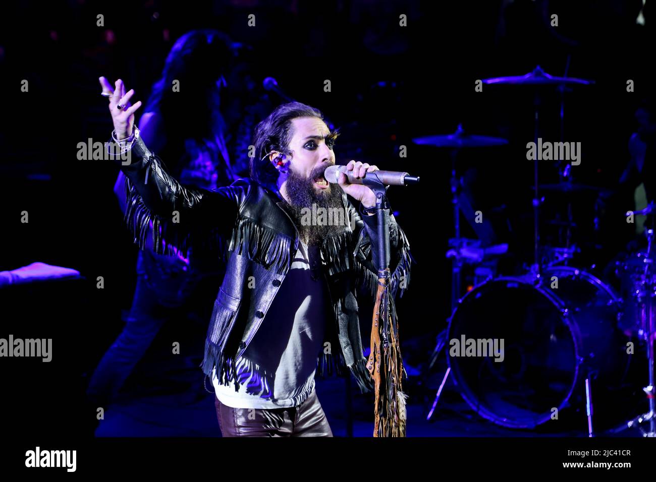 La banda de rock mexicana Moderatto del genero glam metal ofreció un ...