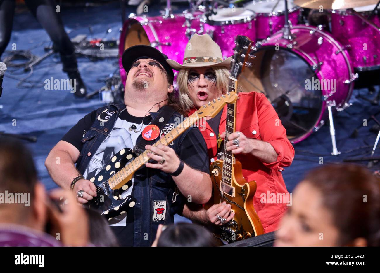 The Mexican rock band Moderatto of the glam metal genre offered a concert of their music in the ...