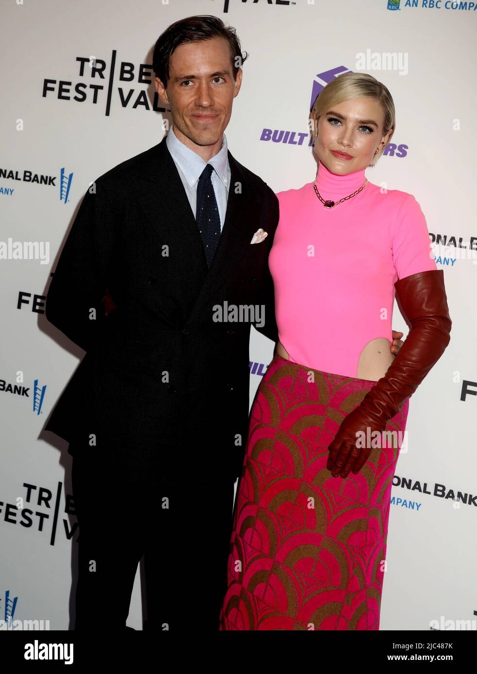 June 9, 2022, New York, New York, USA: Actors JULIAN BRINK and his wife ...