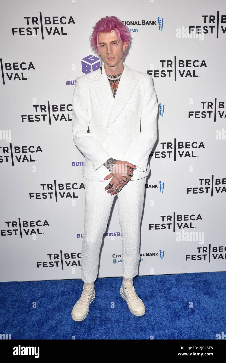 New York, NY, USA. 9th June, 2022. Machine Gun Kelly at arrivals for ...
