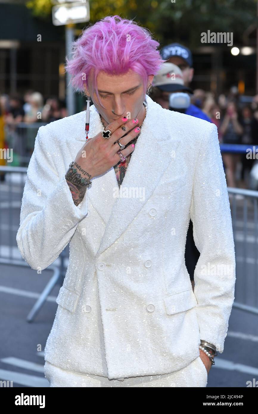 Machine Gun Kelly Stock Photo - Alamy