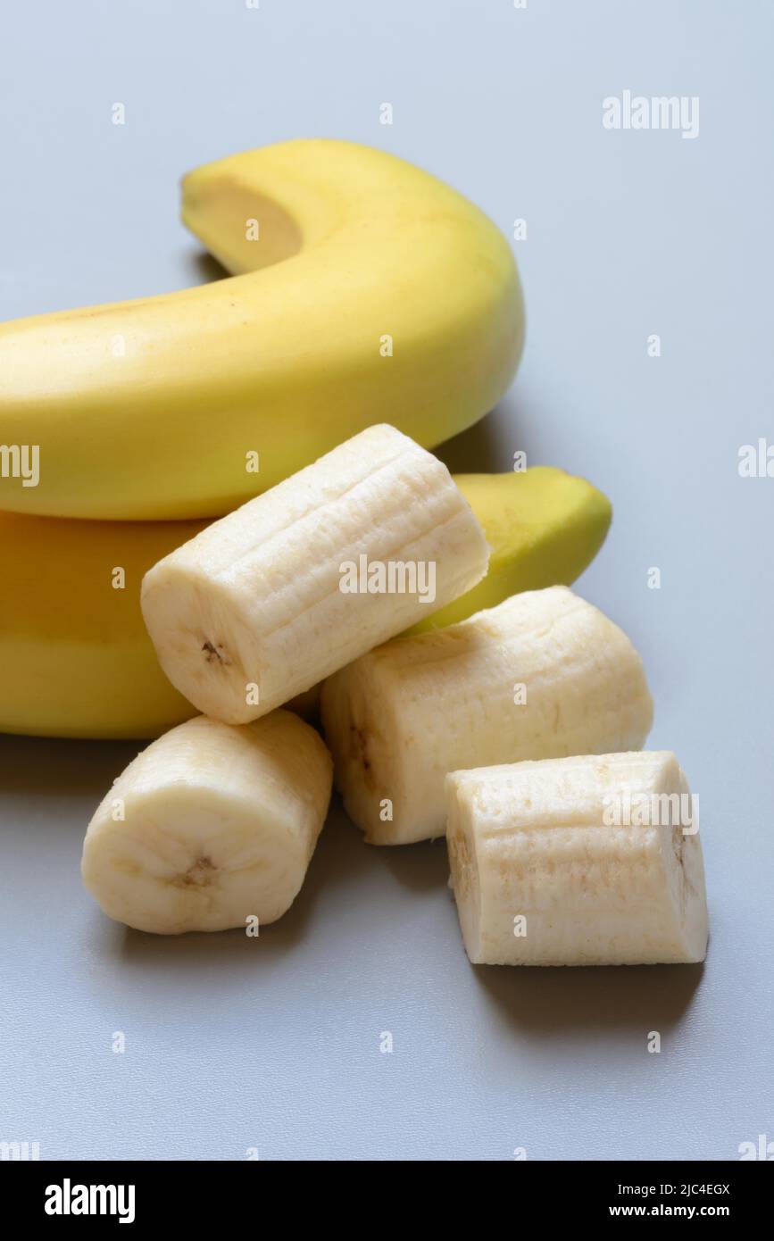 Bananas and banana pieces Stock Photo - Alamy