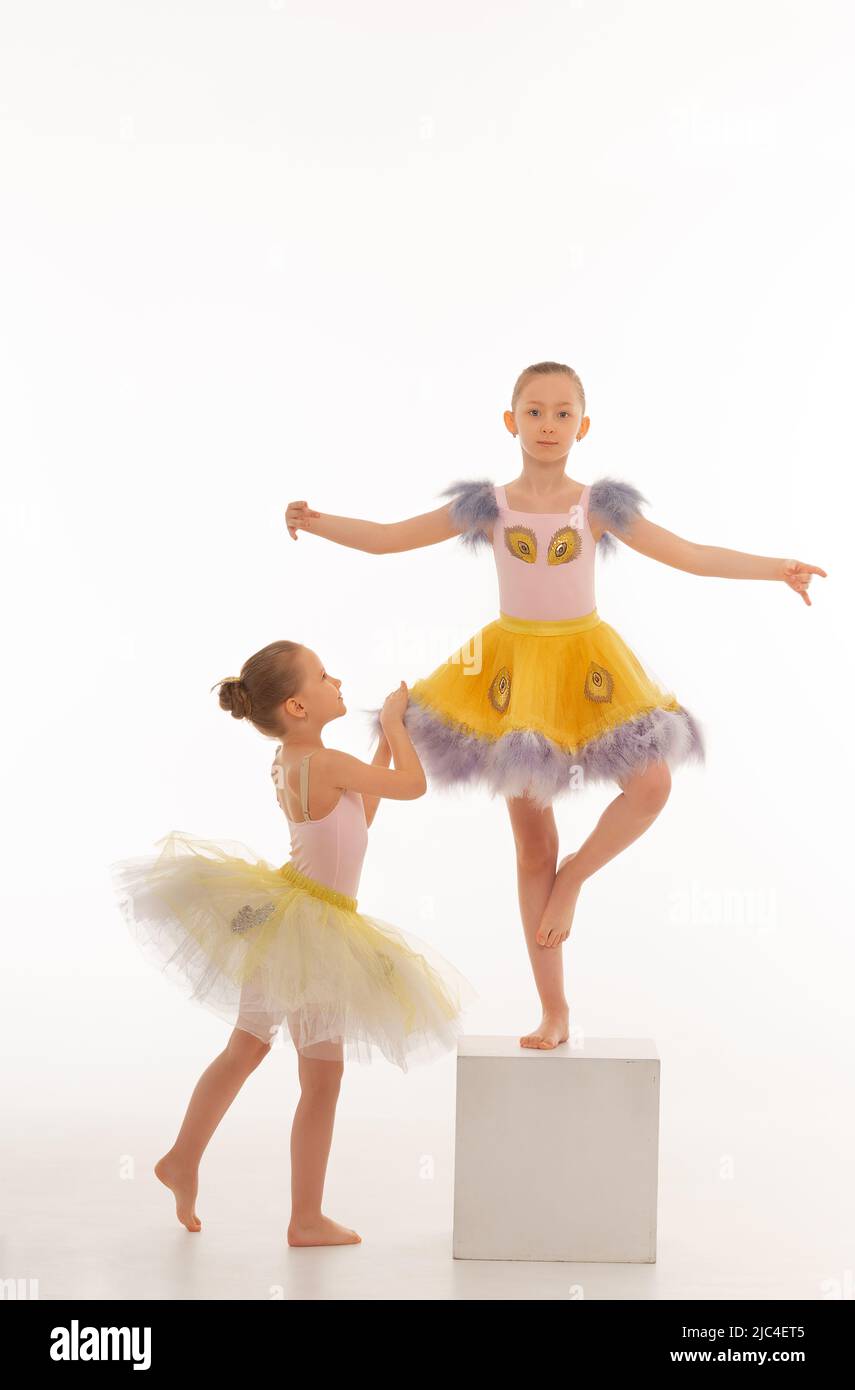 Girls in tutu hi-res stock photography and images - Alamy