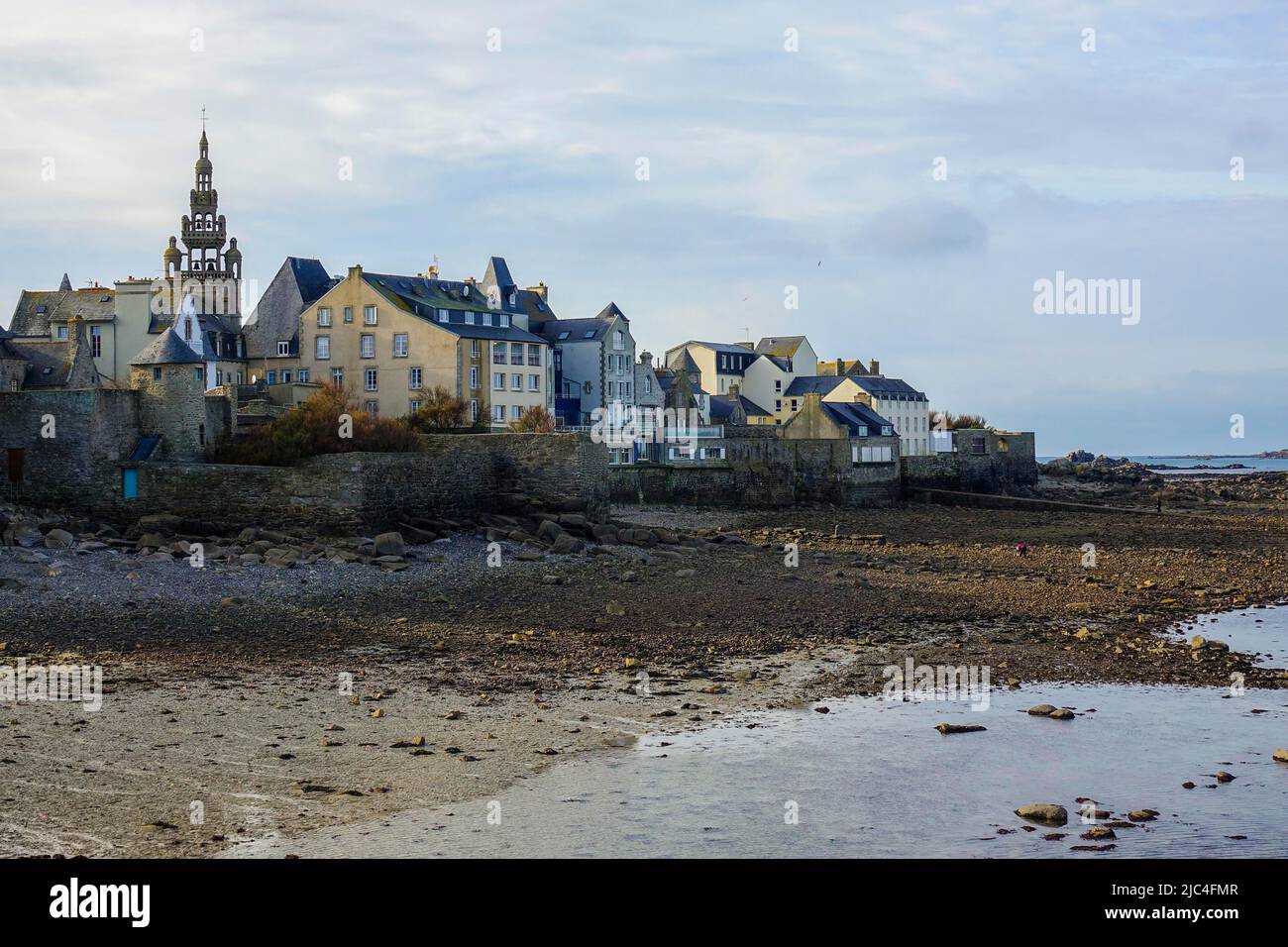Old town of Roscoff with church Notre-Dame-de-Croaz-Batz at low tide ...