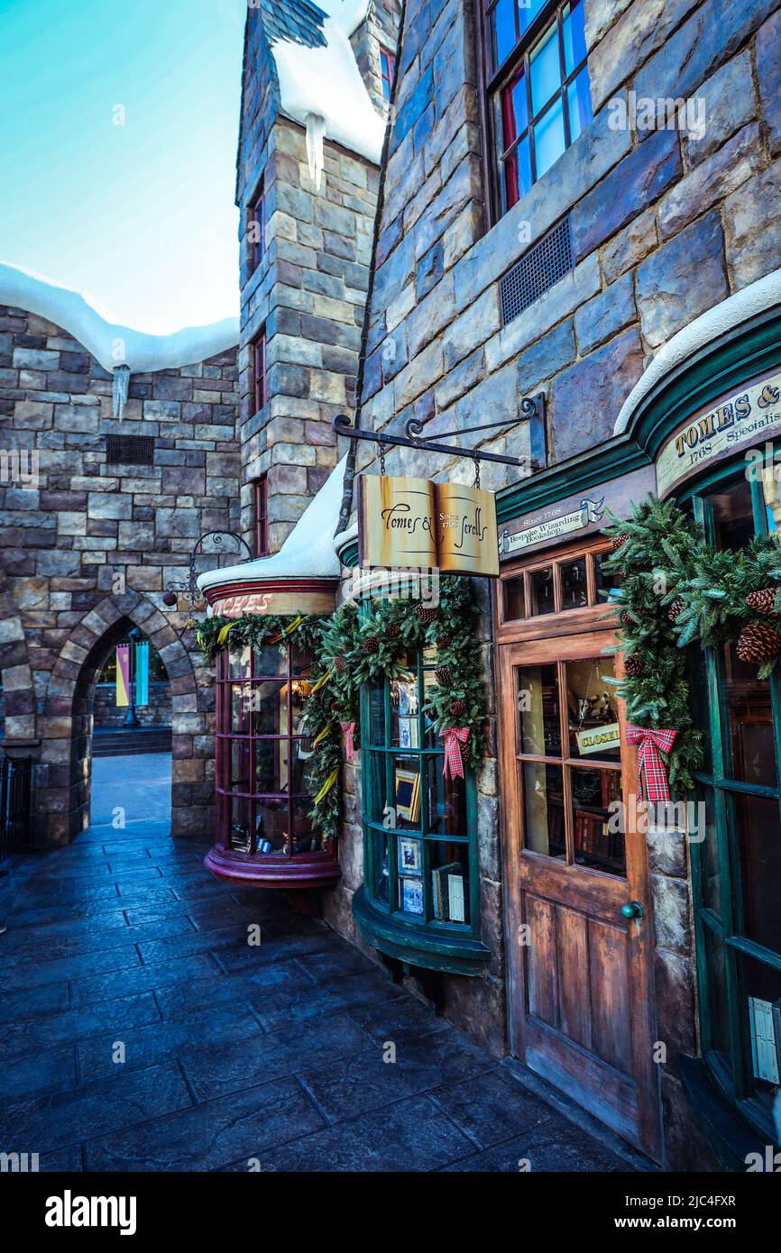 Wizard world hi-res stock photography and images - Alamy