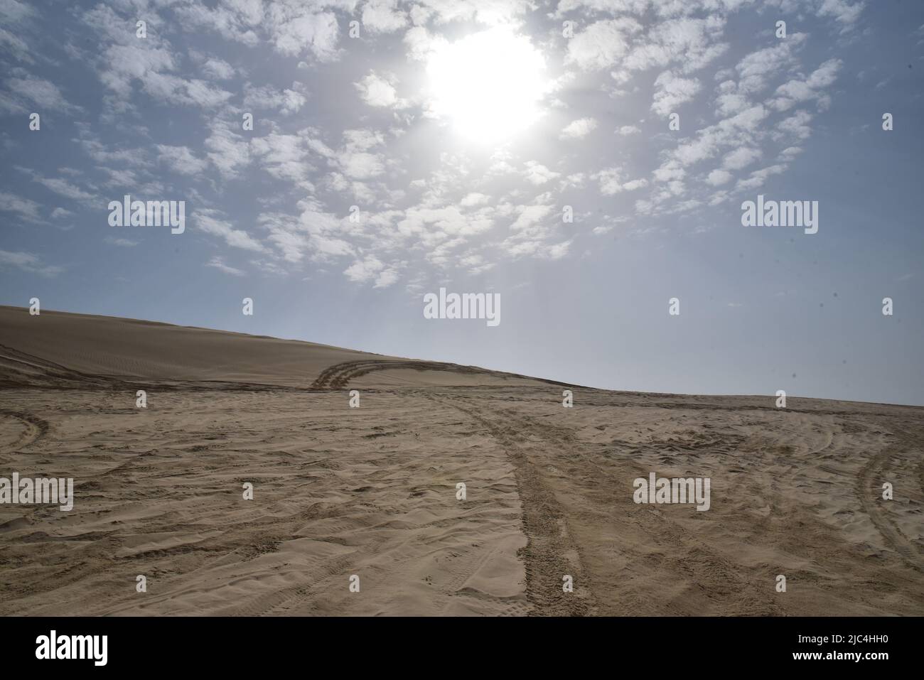 Sand Dunes of Qatar Stock Photo - Alamy