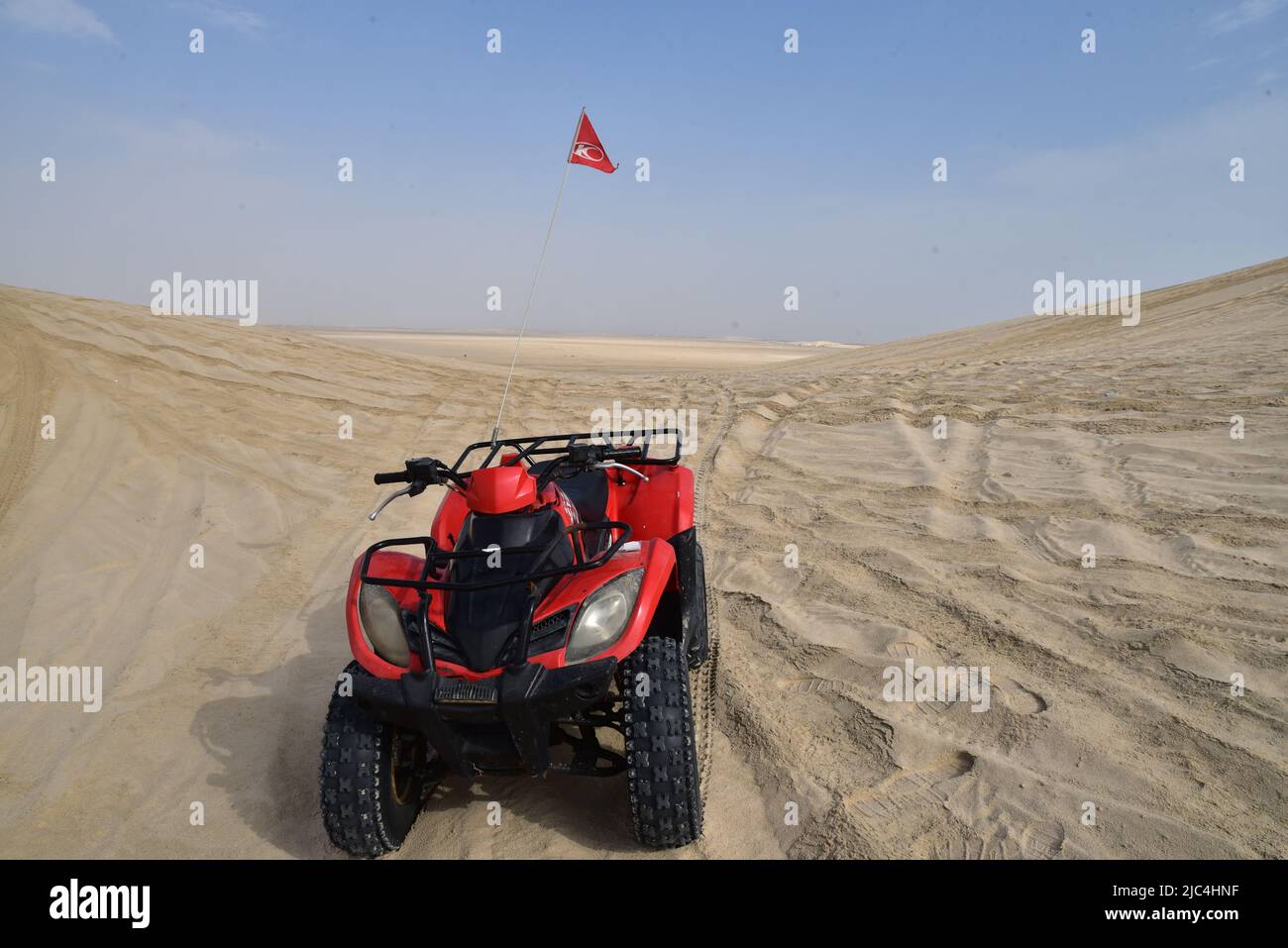 Sand Dunes of Qatar Stock Photo - Alamy