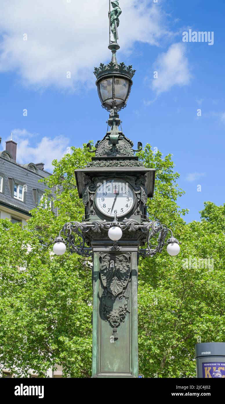 Sandweg hi-res stock photography and images - Alamy