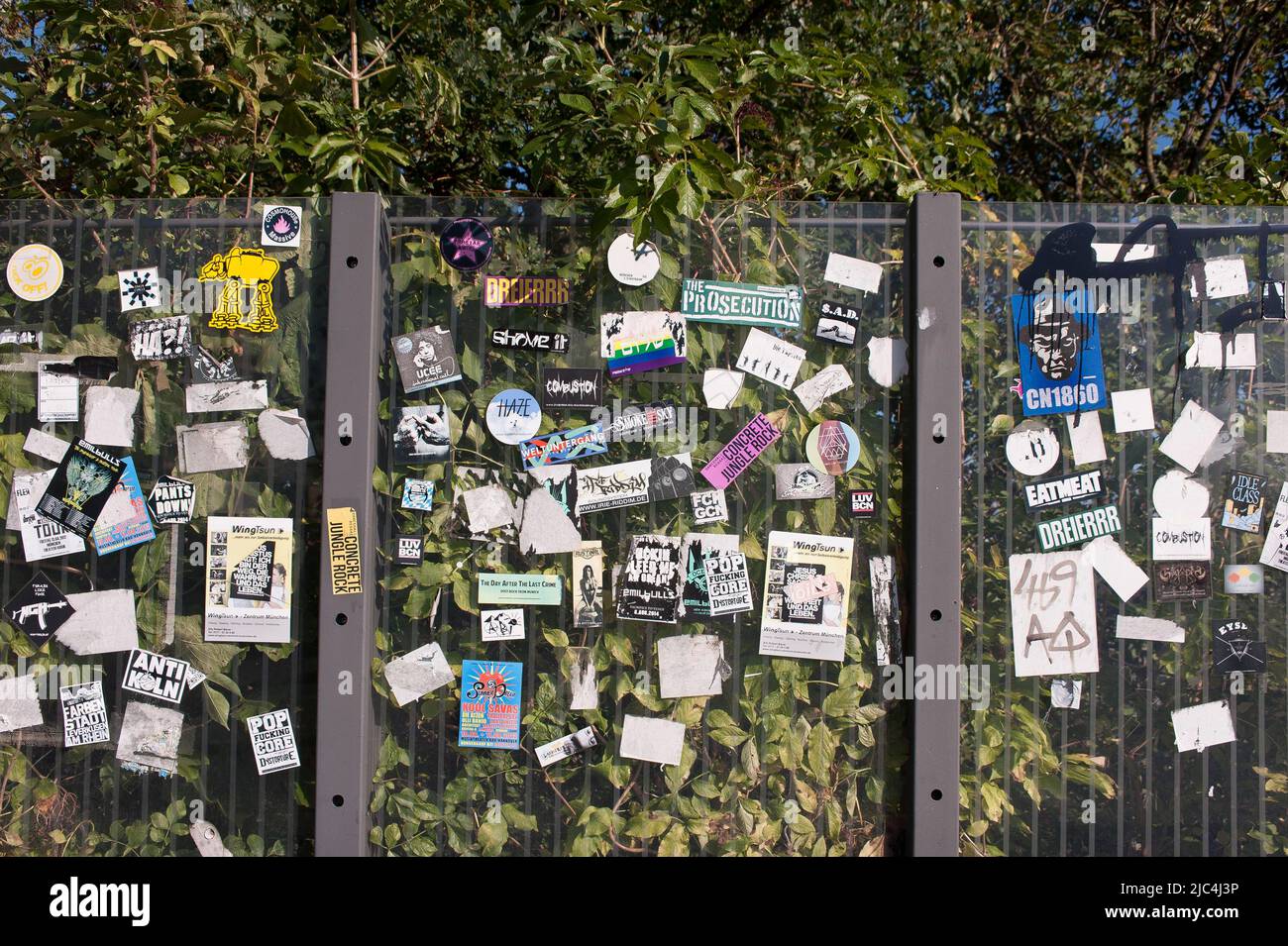 Glass fence hi-res stock photography and images - Alamy