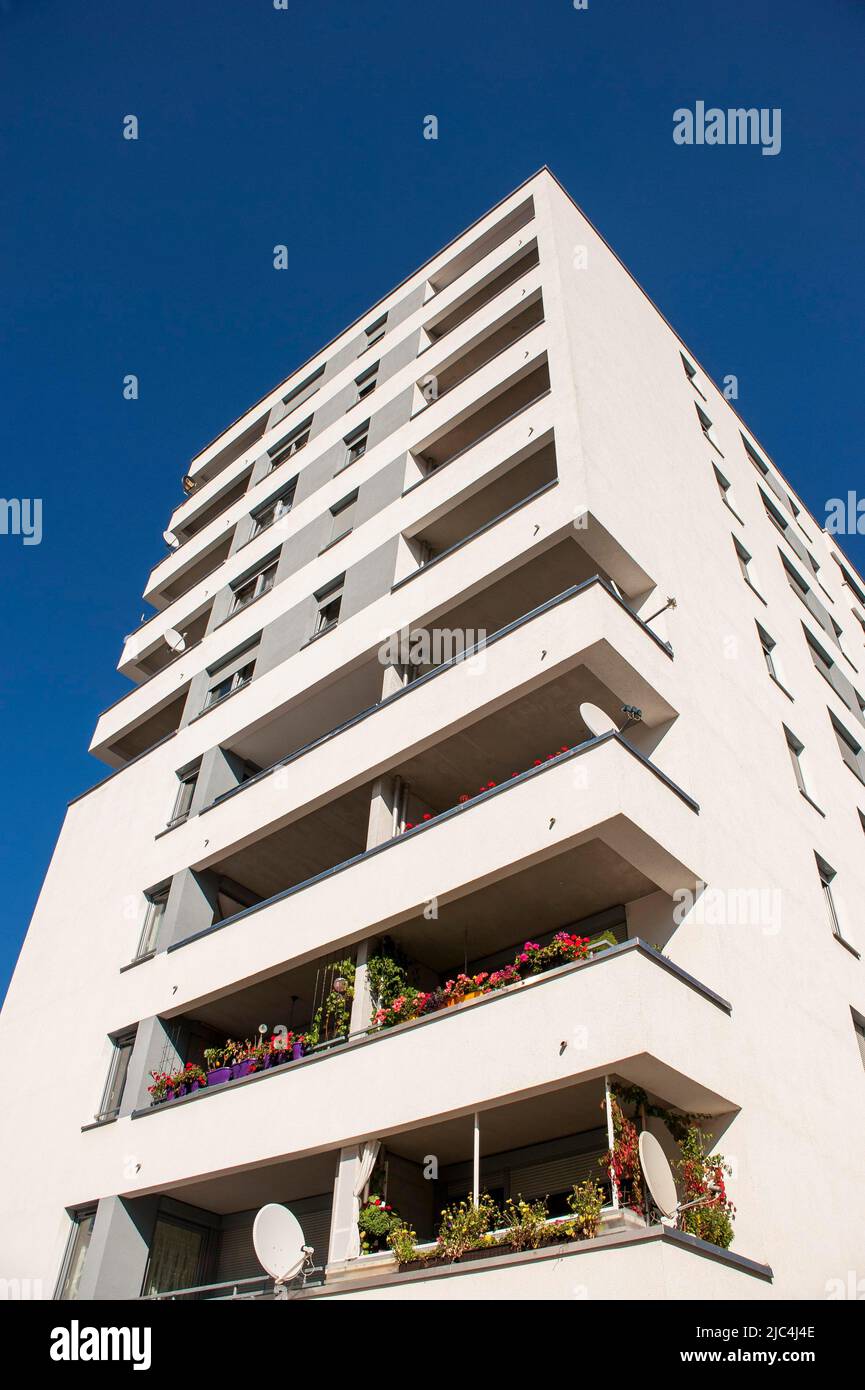 High-rise apartment building, Munich, Bavaria, Germany Stock Photo - Alamy