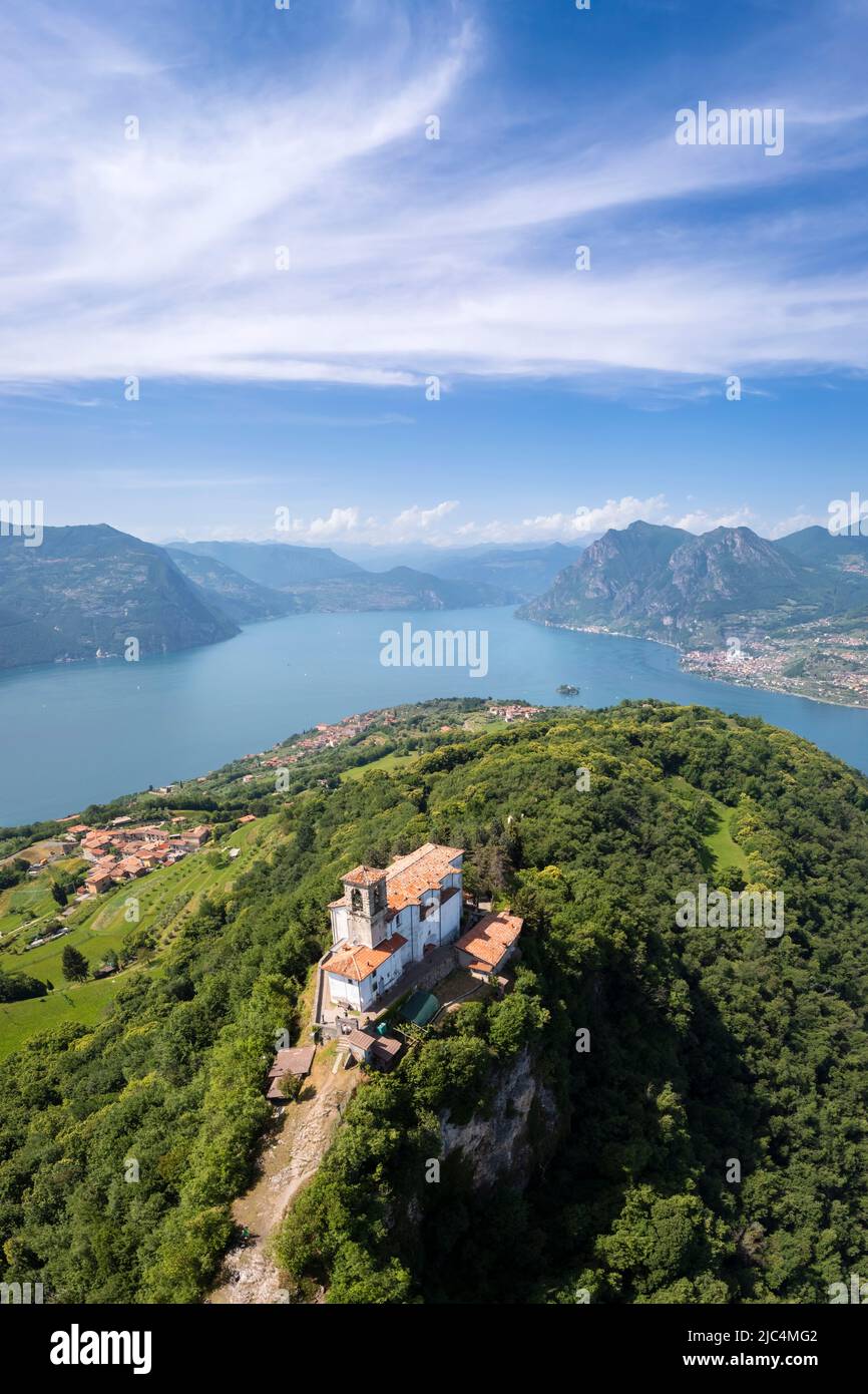 Santuario della madonna della ceriola hi-res stock photography and ...