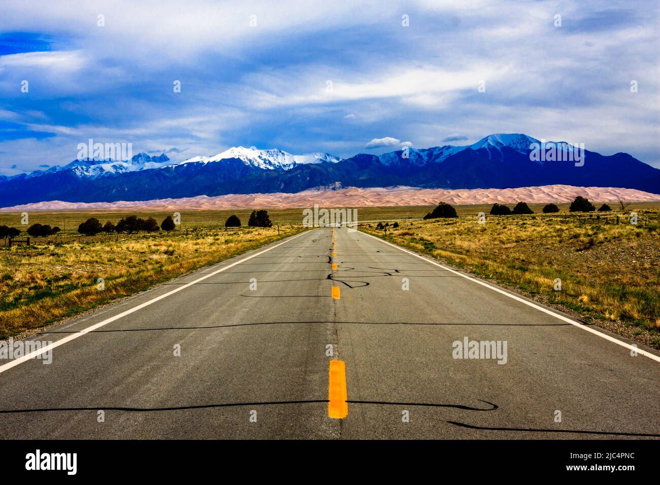 Highway to Great Sand Dunes National Park and Preserve, Colorado ...