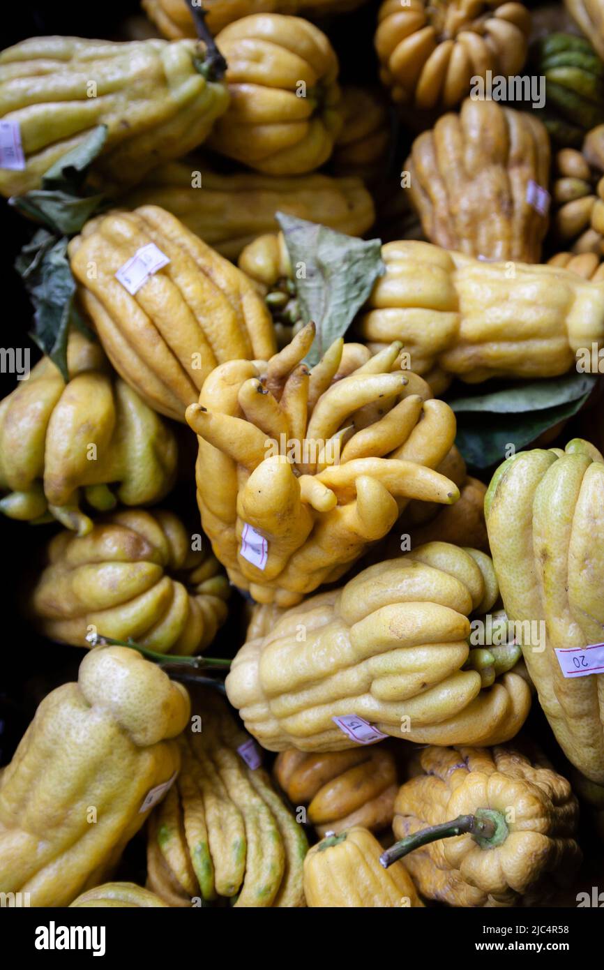 Hand hong kong hi-res stock photography and images - Alamy