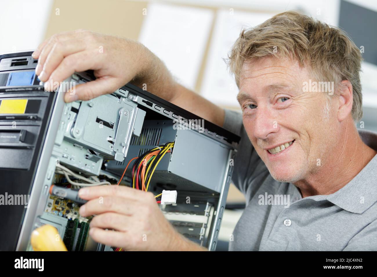 Microchip failure hi-res stock photography and images - Alamy
