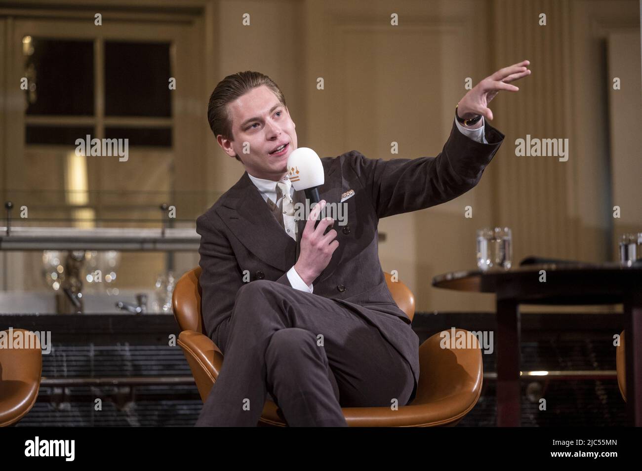 Chief conductor concertgebouw orchestra hi-res stock photography and ...